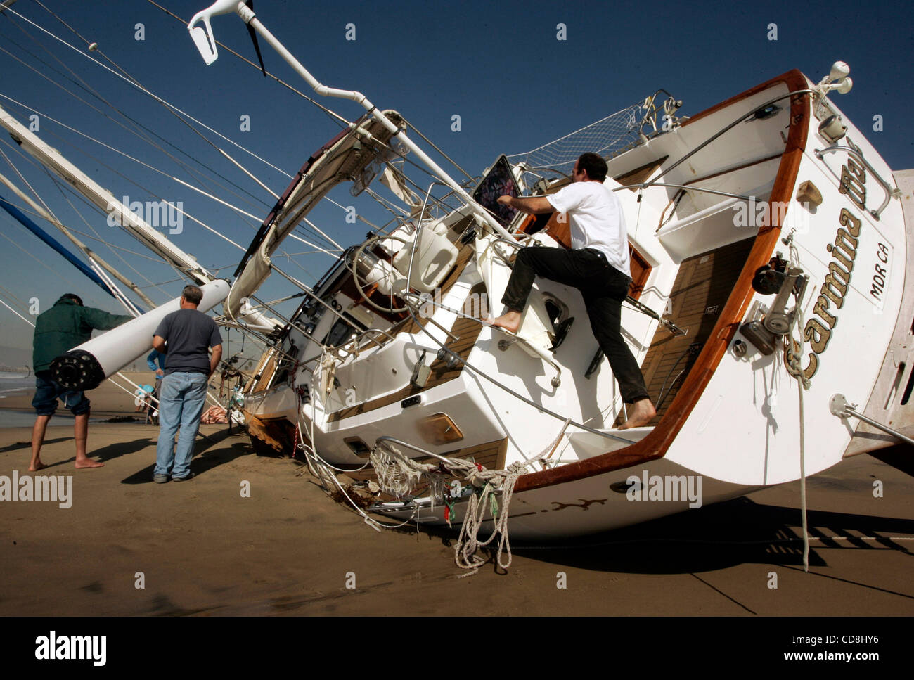 Nov 12, 2008 - Playa Del Rey, California, USA - Owner LARRY BEANE(left ...