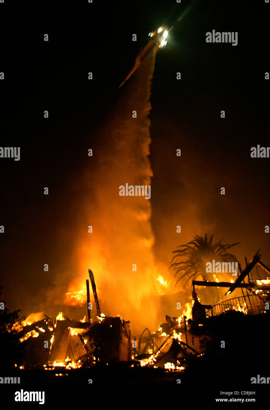 Santa barbara california firefighting hi-res stock photography and ...