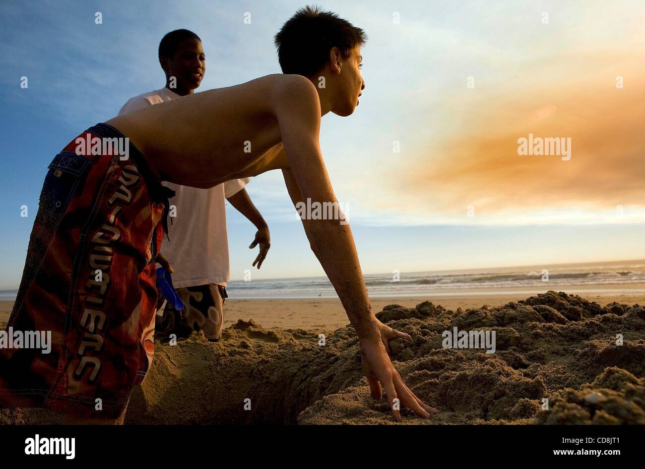 Copper like hi-res stock photography and images - Alamy