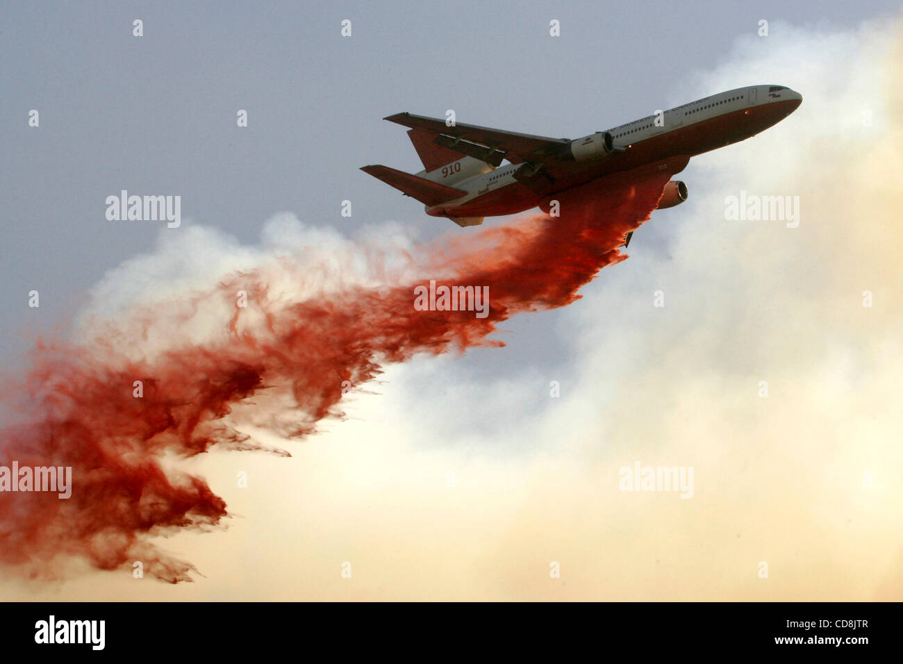 Nov 16, 2008 - Diamond Bar, California, USA - CalFire's specially ...