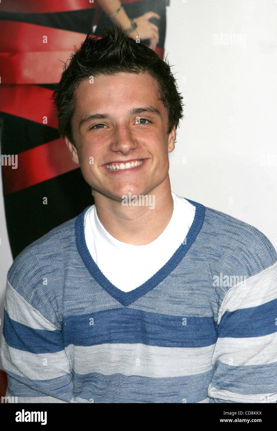 Nov 20, 2008 - Los Angeles, California, USA - Actor JOSH HUTCHERSON at ...