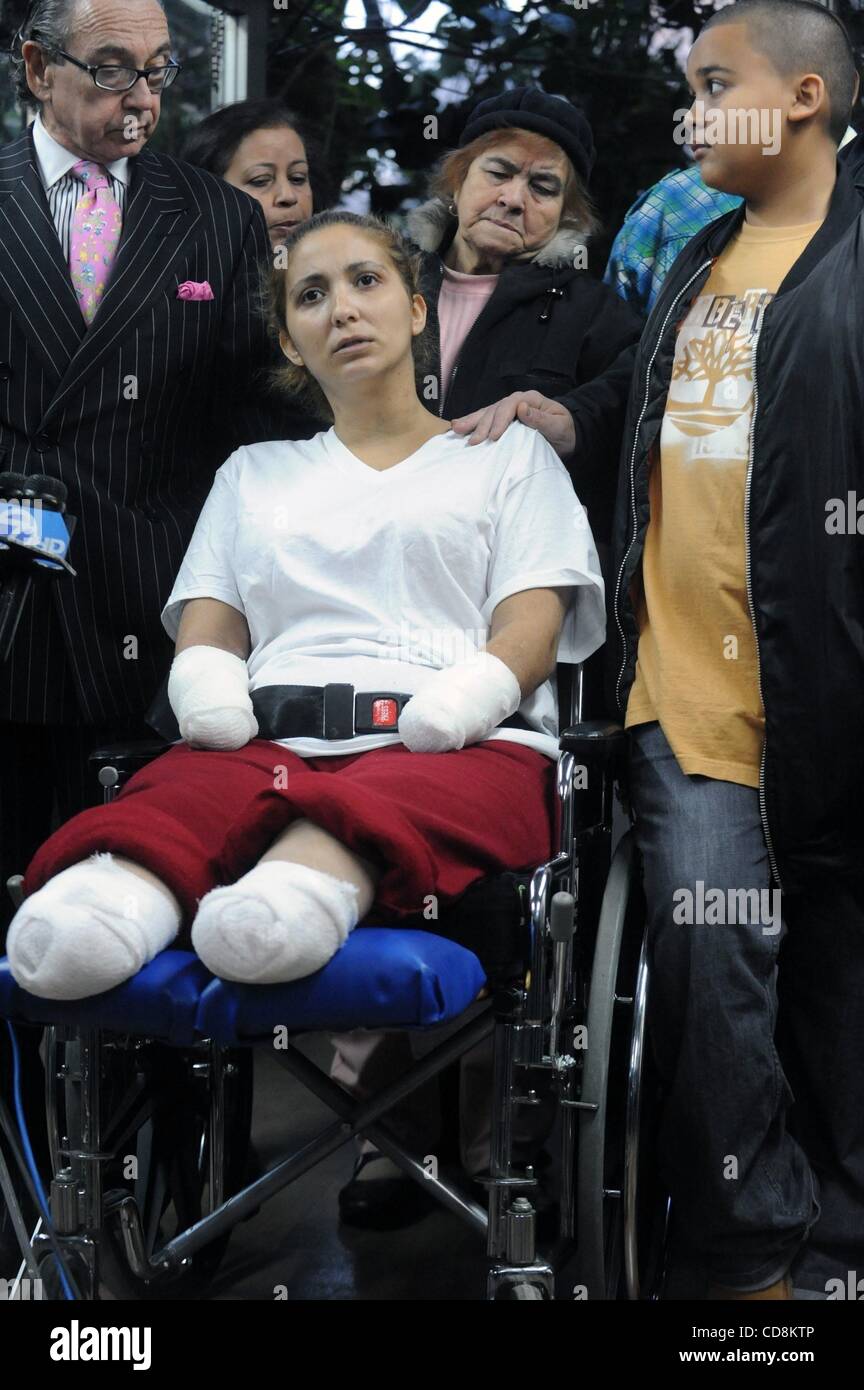 Nov 21, 2008 - Manhattan, New York, USA - TABITHA MULLINGS, 32, with ...