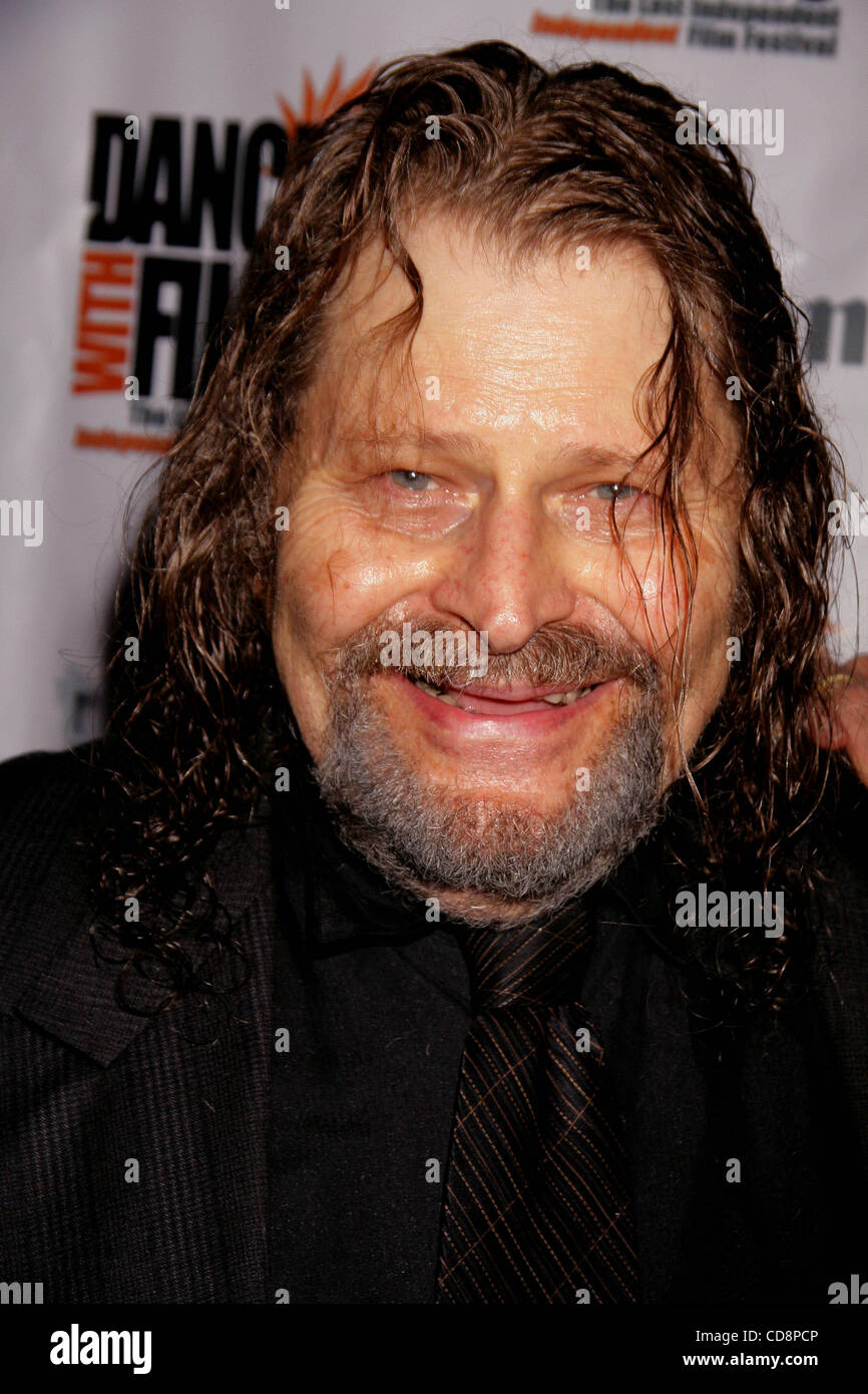 Bruce glover hi-res stock photography and images - Alamy