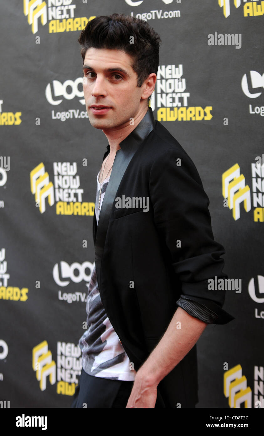 Jun 08, 2010 - Los Angeles, California, USA - DAN BLACK on the Red ...