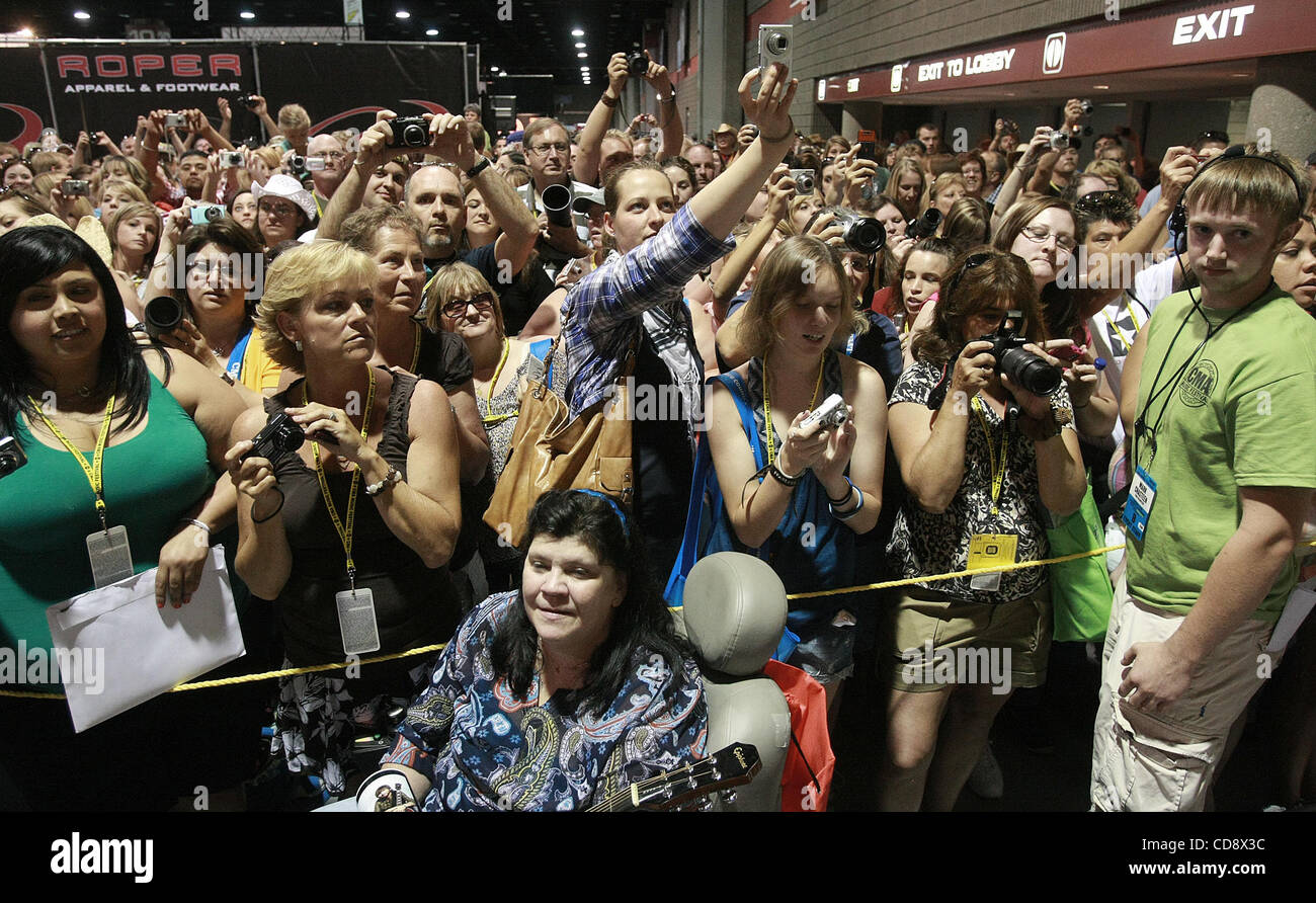 June 10, 2010 - Nashville, TN, USA - Tim McGraw fans photograph the ...