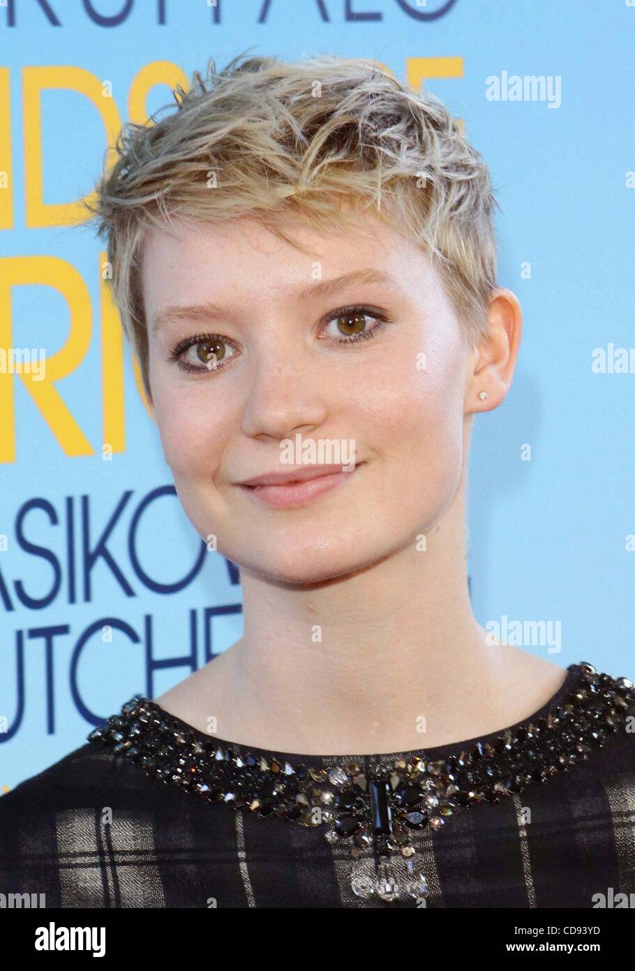 Mia wasikowska arrivals kids right hi-res stock photography and images - Alamy