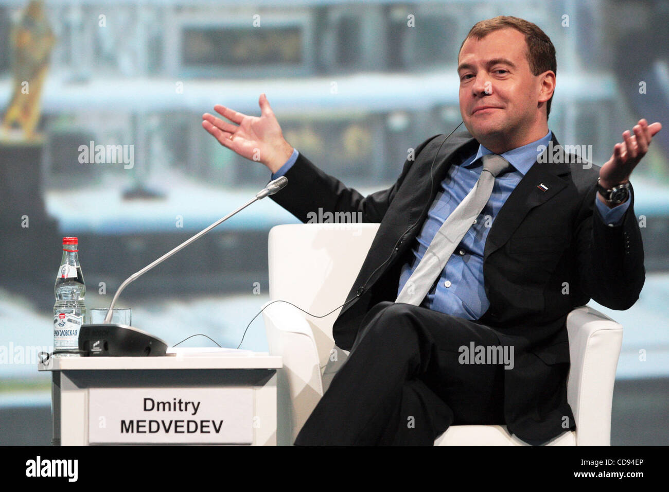President russia dmitry medvedev hi-res stock photography and images ...