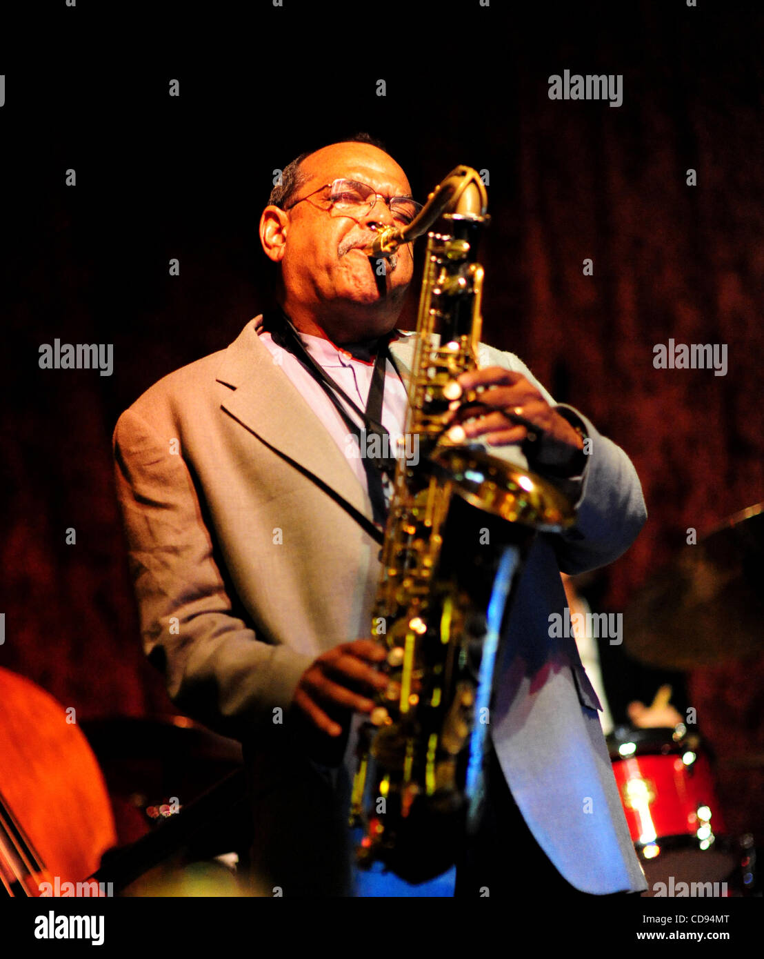 June 19, 2010 - Los Angeles, ca, usa - Musician, ERNIE WATTS, live at ...