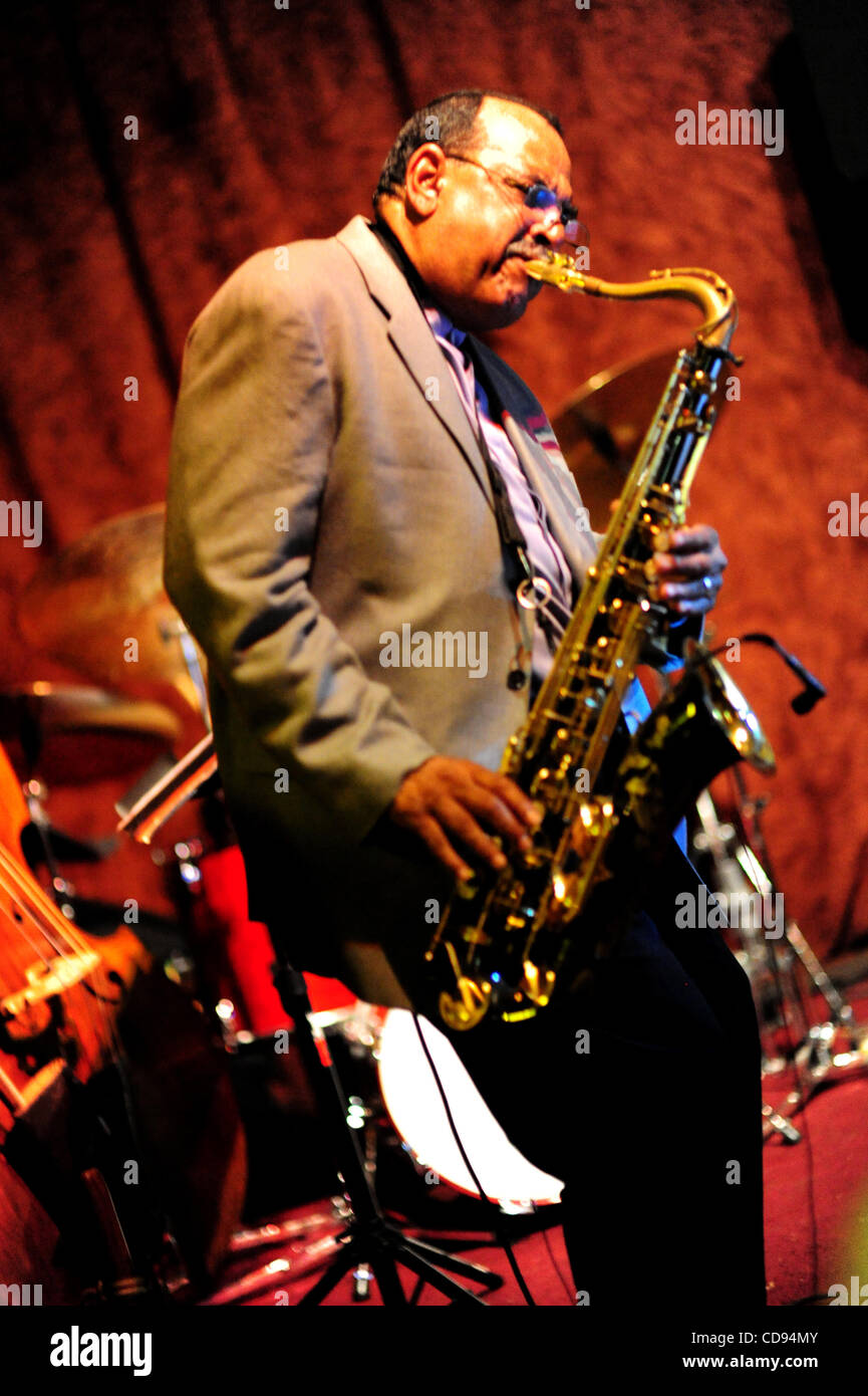 June 19, 2010 - Los Angeles, ca, usa - Musician, ERNIE WATTS, live at ...
