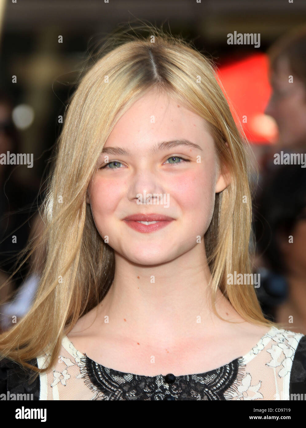 Jun 24, 2010 - Los Angeles, California, U.S. - ELLE FANNING arriving to ...