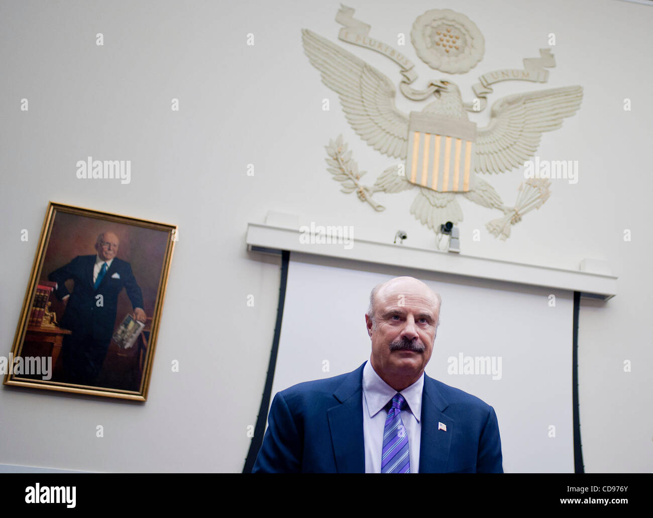 Dr phil tv show hi-res stock photography and images - Alamy
