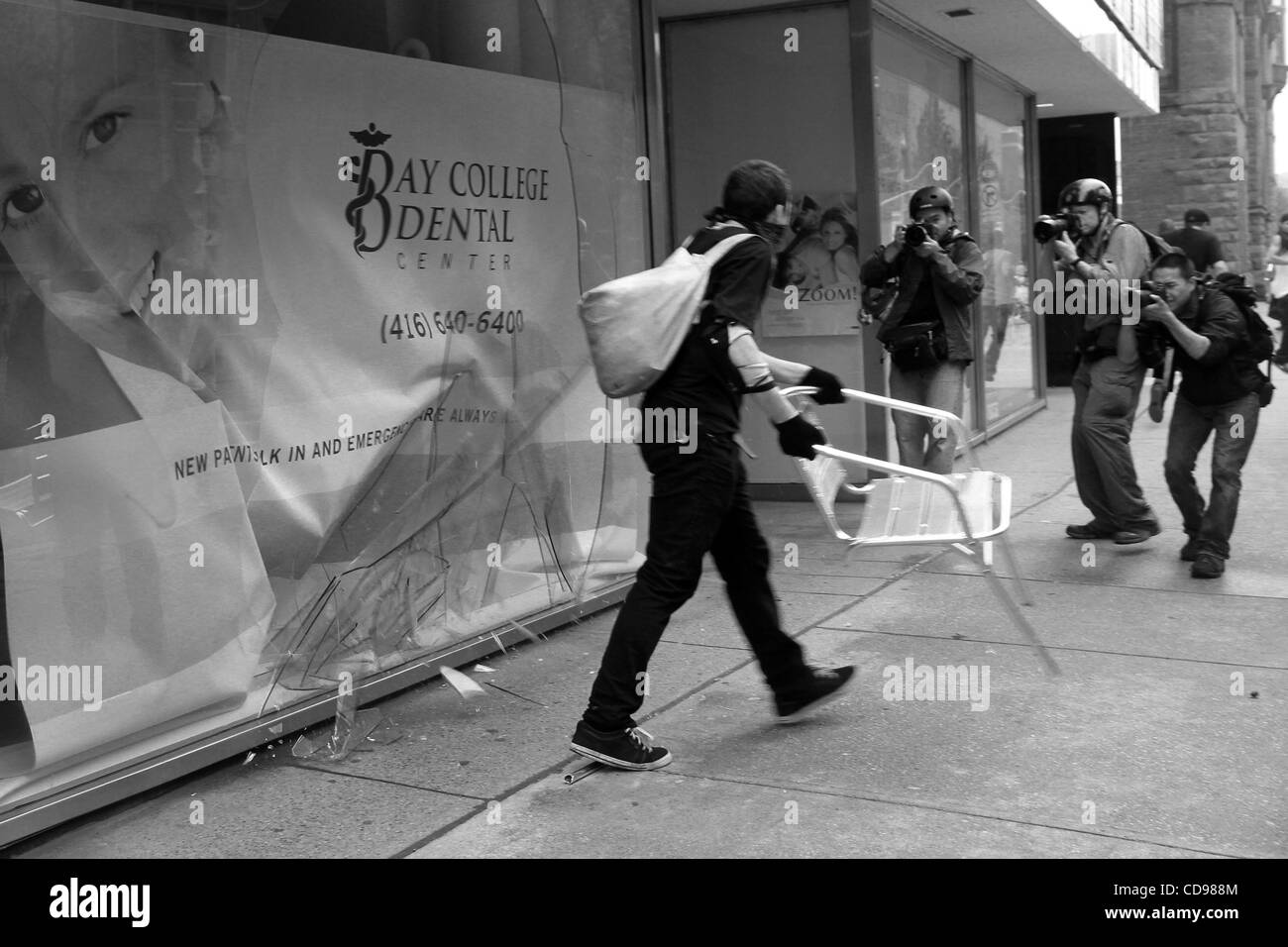 Black bloc hi-res stock photography and images - Alamy