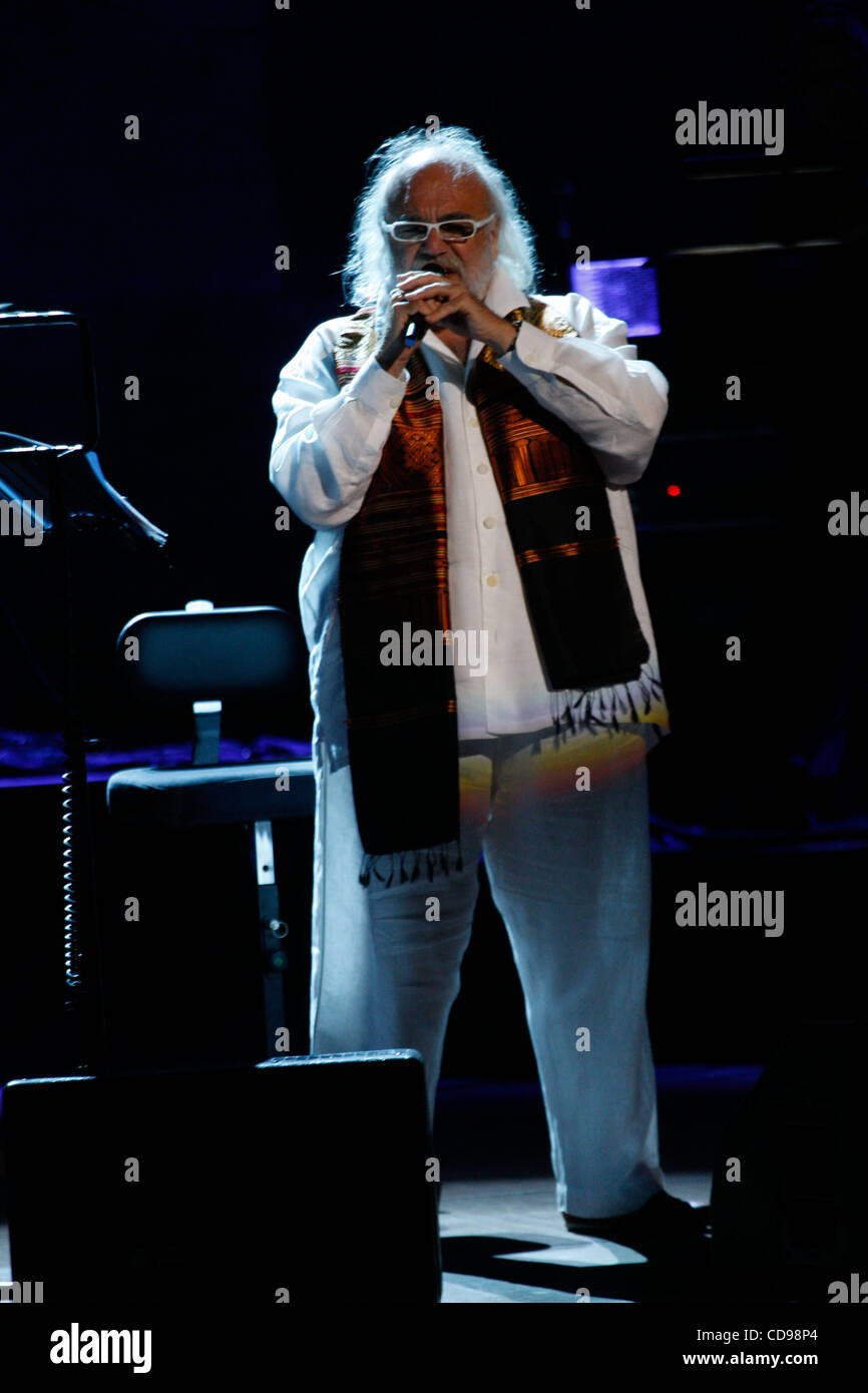 Demis roussos live hi-res stock photography and images - Alamy