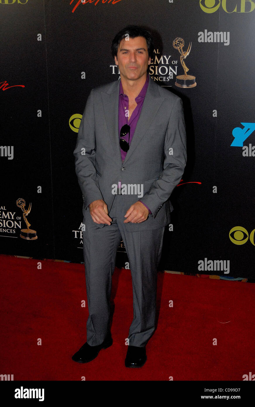 Plays dr hi-res stock photography and images - Alamy