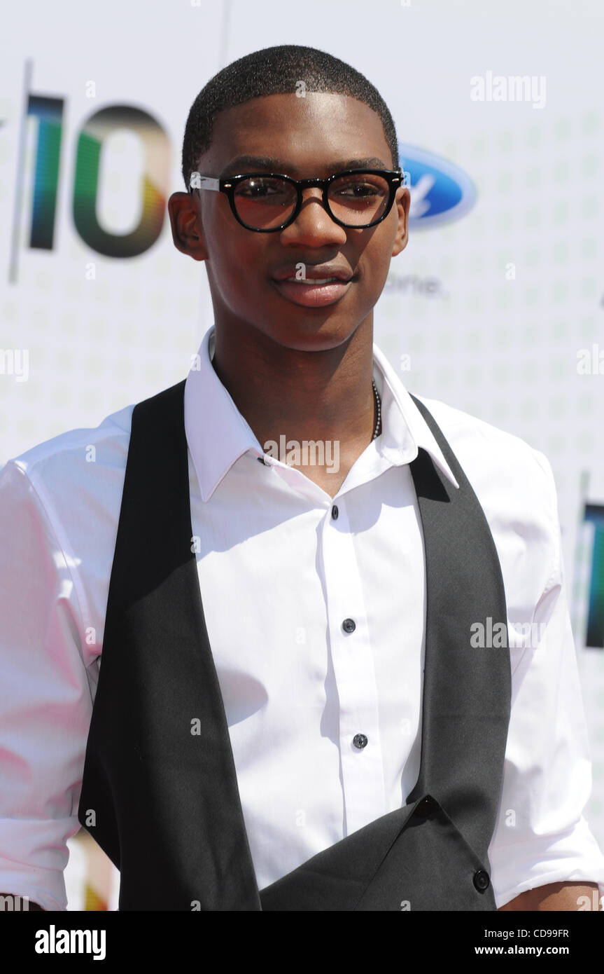 Jun 27, 2010 - Los Angeles, California, USA - MISHON arrives on the red ...