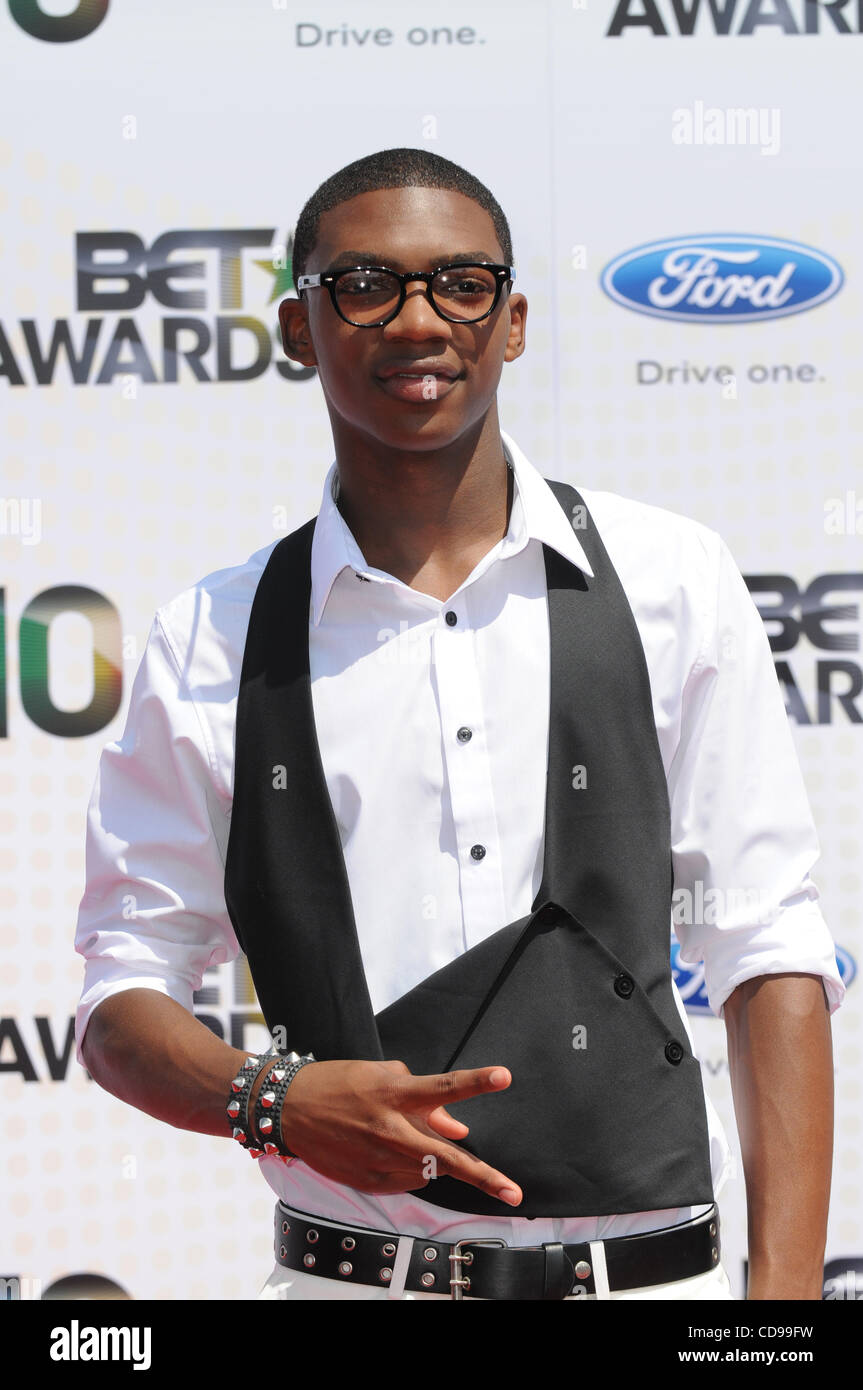 Jun 27, 2010 - Los Angeles, California, USA - MISHON arrives on the red ...