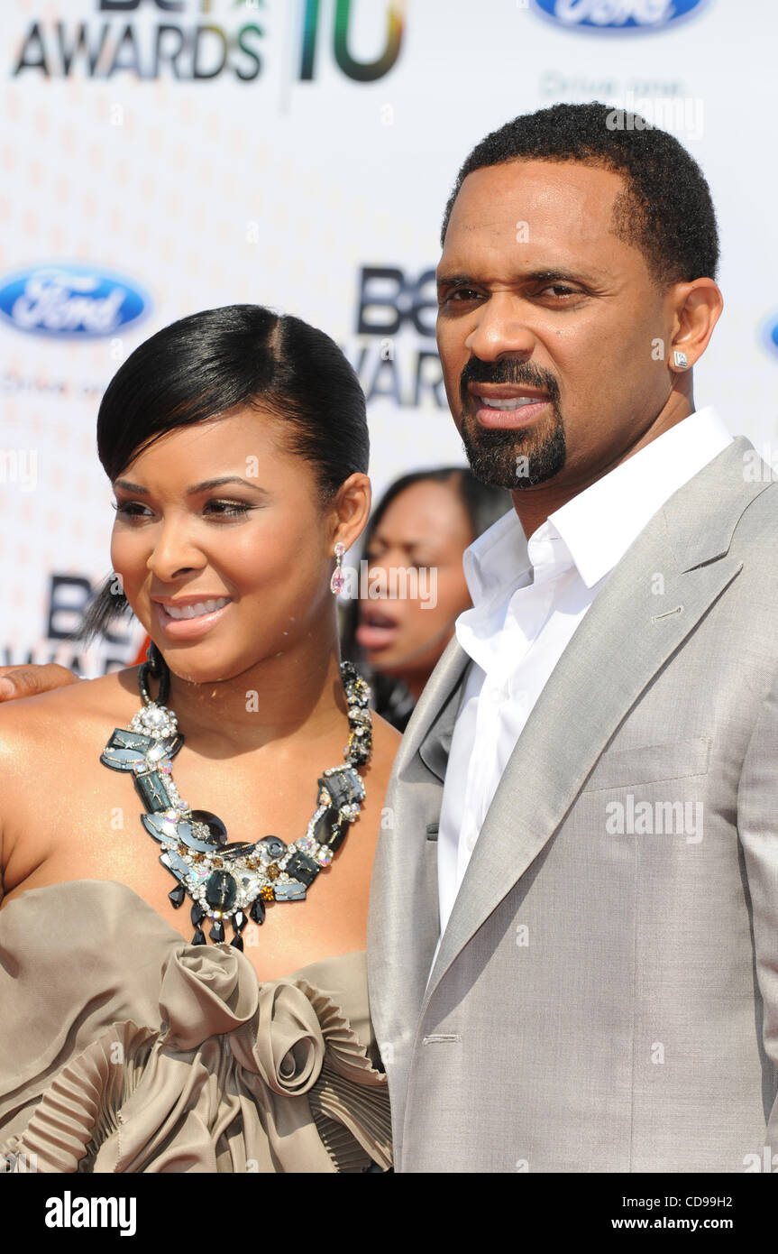 Jun 27, 2010 - Los Angeles, California, USA - MIKE EPPS arrives on the ...