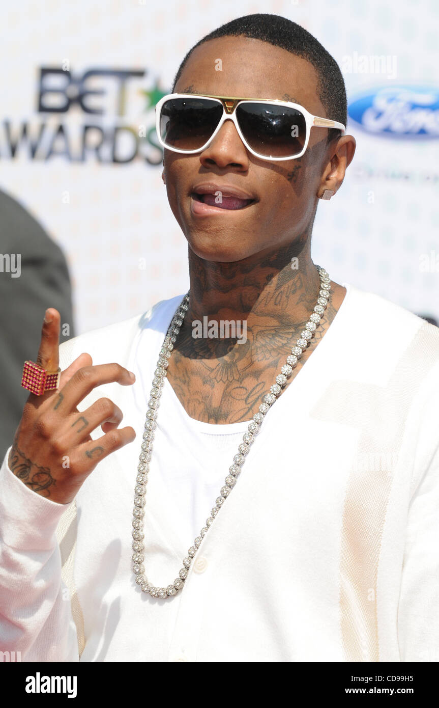 Jun 27, 2010 - Los Angeles, California, USA - Singer SOULJA BOY arrives ...