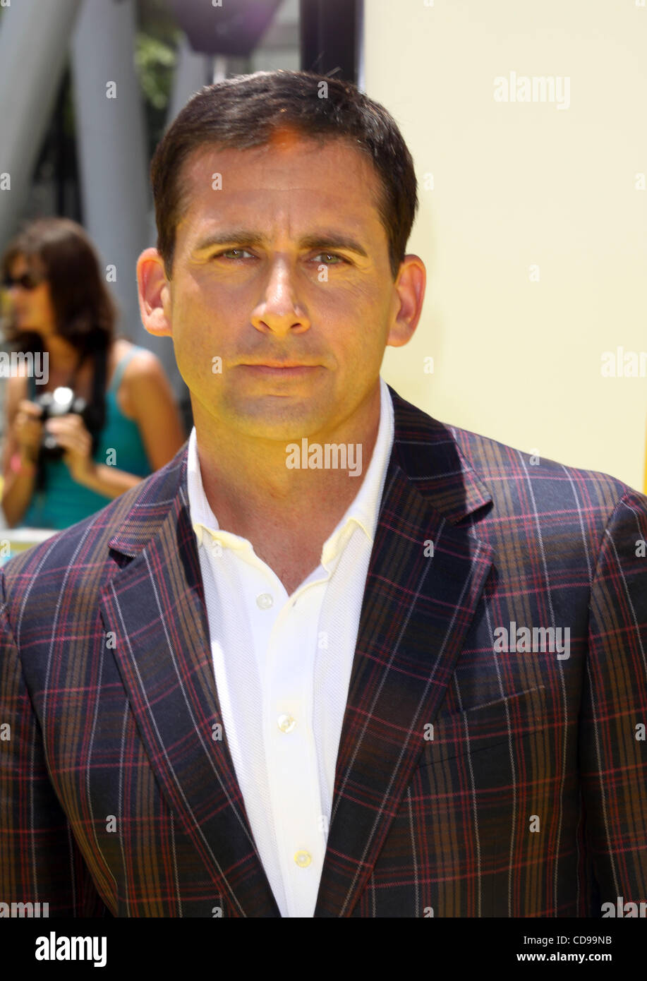Jun 27, 2010 - Los Angeles, California, U.S. - Actor STEVE CARELL ...