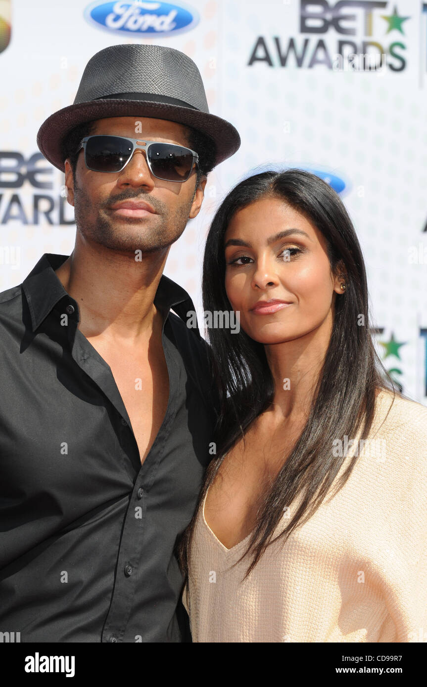 Jun 27, 2010 - Los Angeles, California, USA - Singer ERIC BENET (left ...