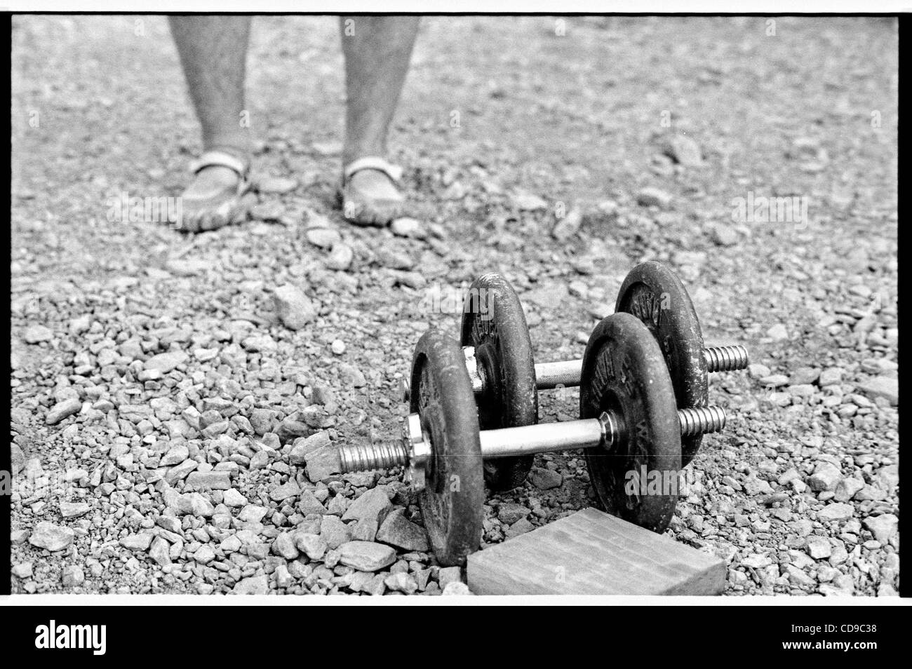 Soldier lifts hi-res stock photography and images - Alamy