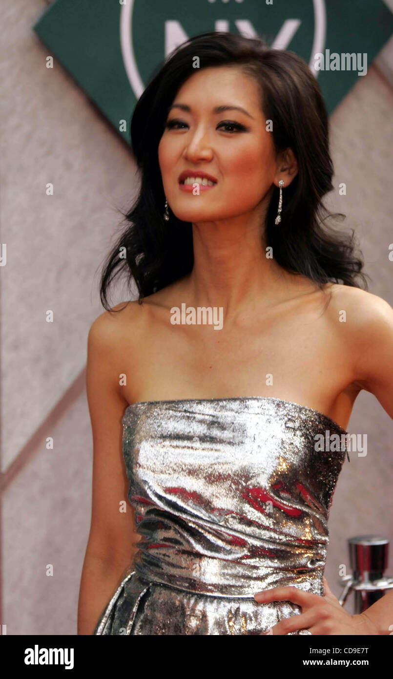 Kelly choi new york premiere hi-res stock photography and images - Alamy