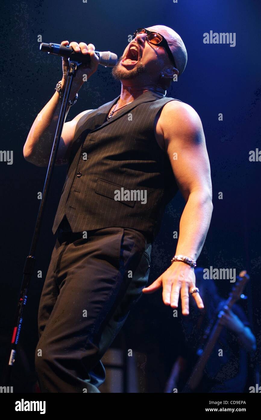 Geoff tate of queensryche hi-res stock photography and images - Alamy