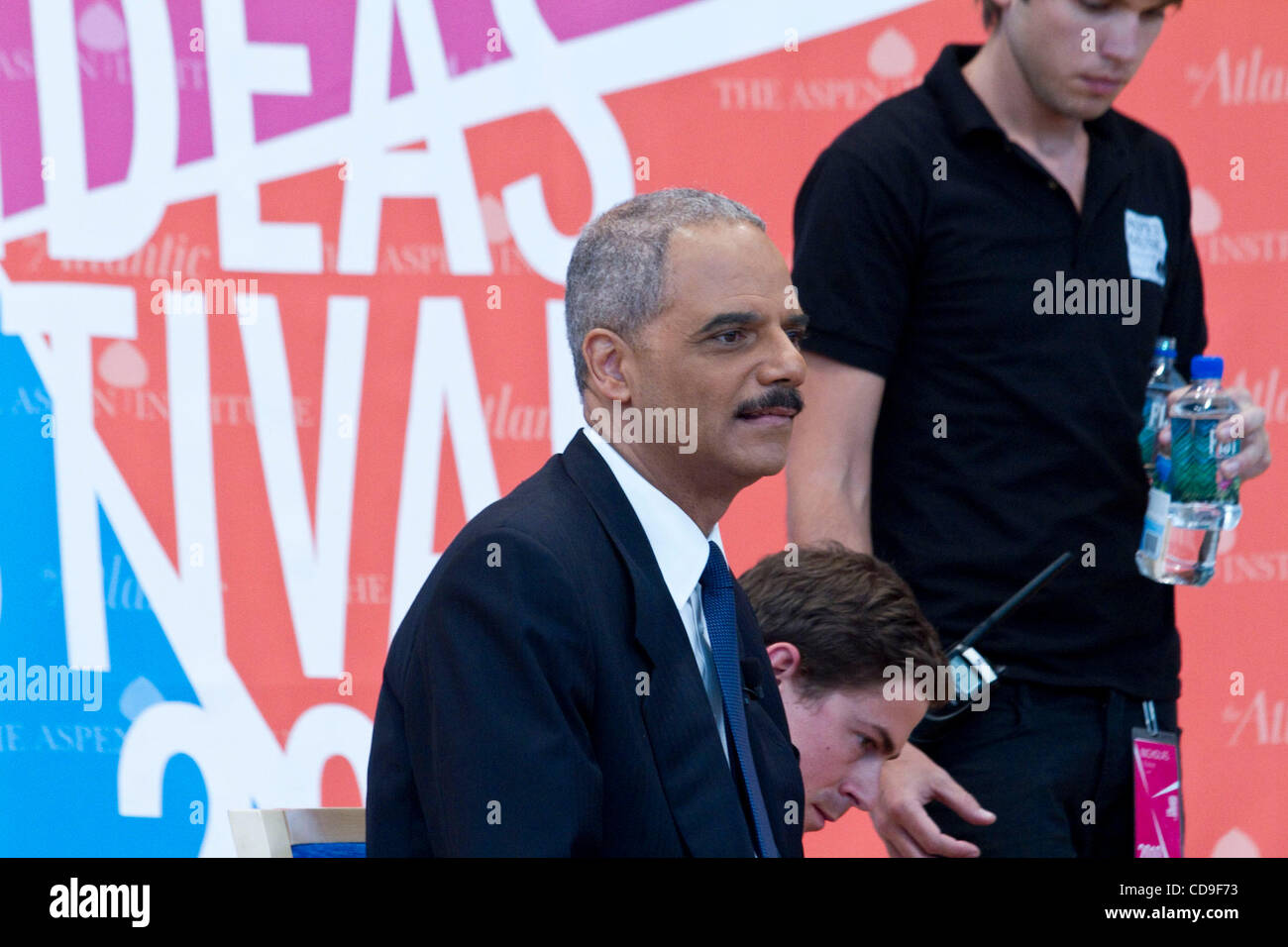 Us attorney general eric holder 2010 hi-res stock photography and ...