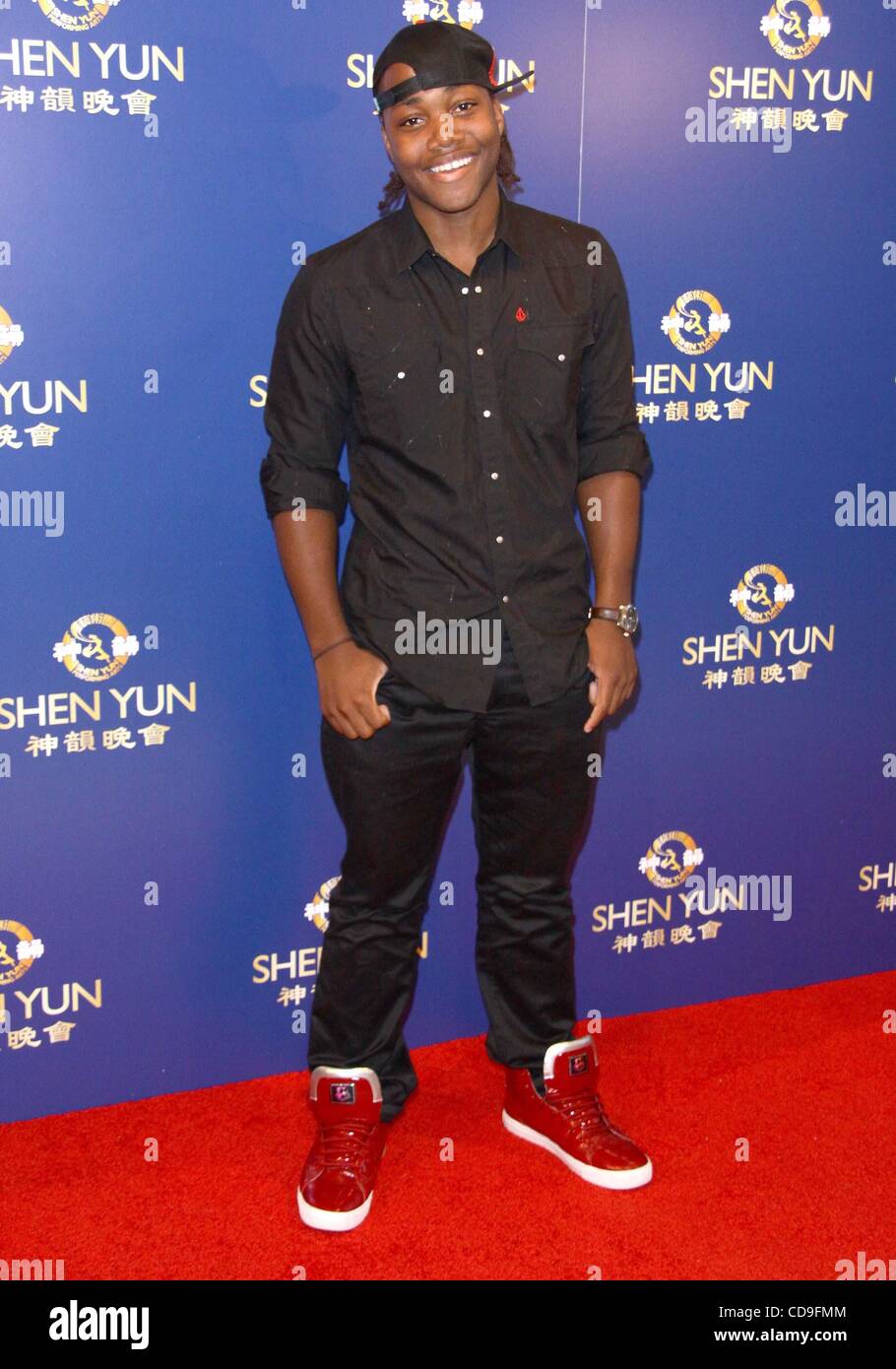 July 08, 2010 - Los Angeles, California, U.S. - Leon Thomas.SHEN YUN ...