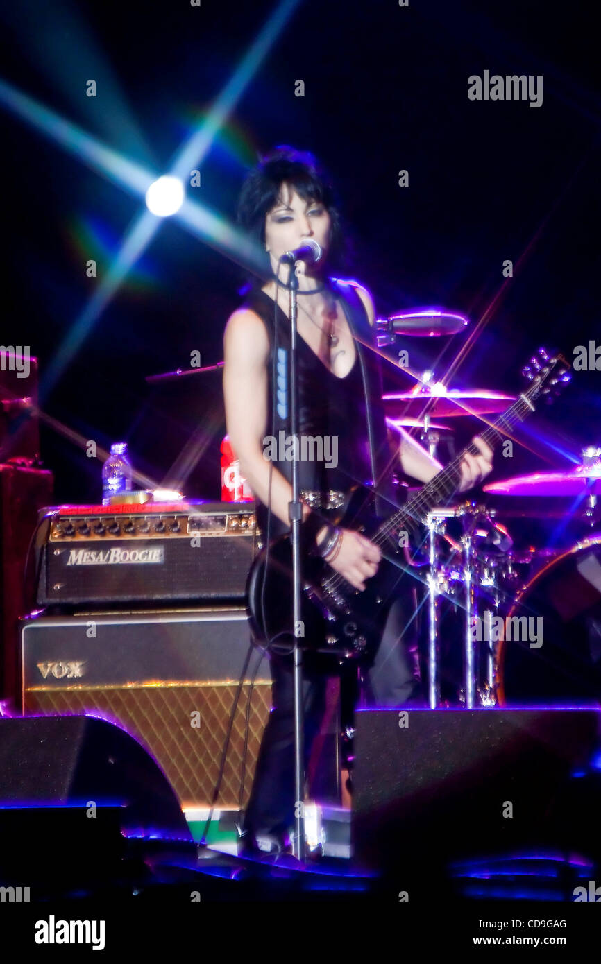 9th July 2010: Joan Jett and the Blackhearts perform live at Cisco ...
