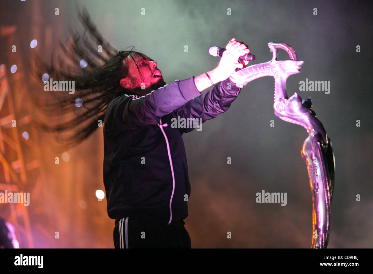 Korn fans hi-res stock photography and images - Alamy