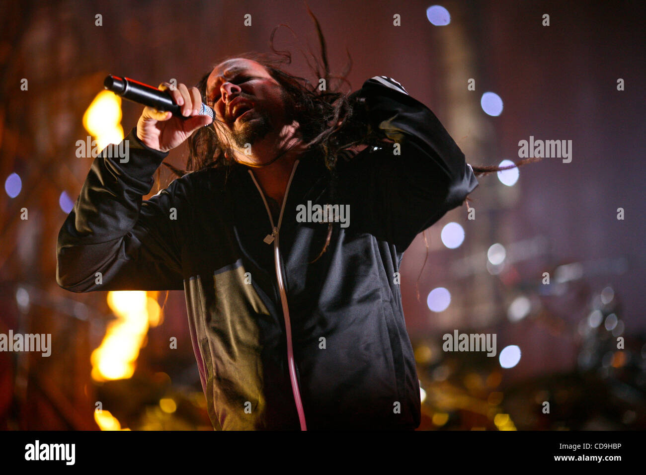 Korn fans hi-res stock photography and images - Alamy