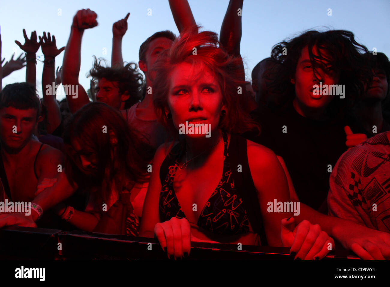 July 24, 2010 - West Palm Beach, Florida, US - Fans scream to punk-rock ...