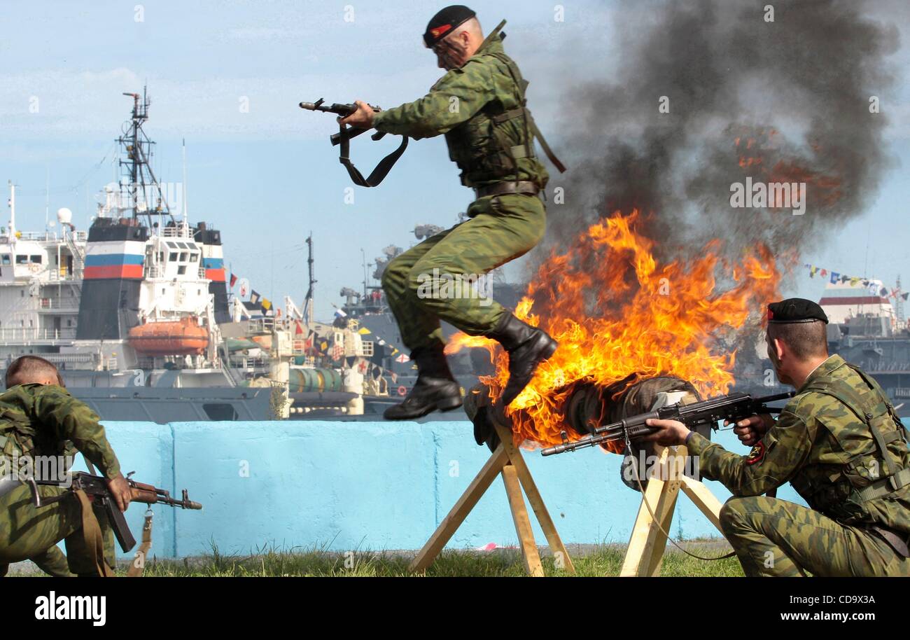 Russia navy murmansk northern fleet hi-res stock photography and images ...