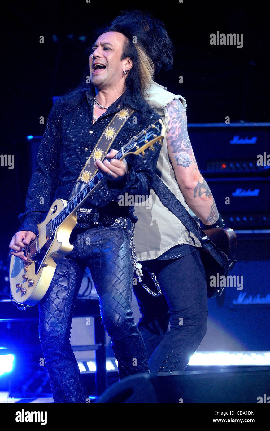 Jul 31, 2010 - Los Angeles, California, U.S. - Guitarist JEFF LaBAR (L ...