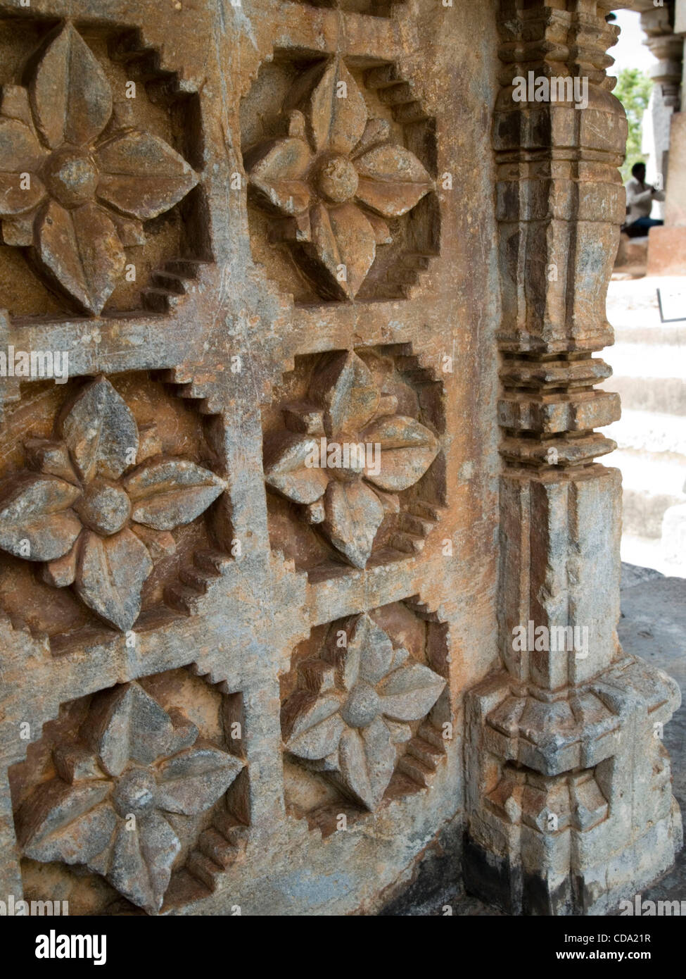 Carvings in "Hoysaleshwara" Hindu temple in Halebid, Karnataka, India ...