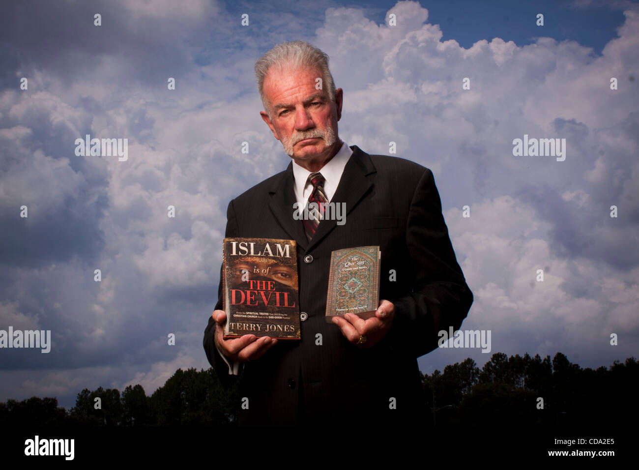 Pastor Terry Jones High Resolution Stock Photography and Images - Alamy