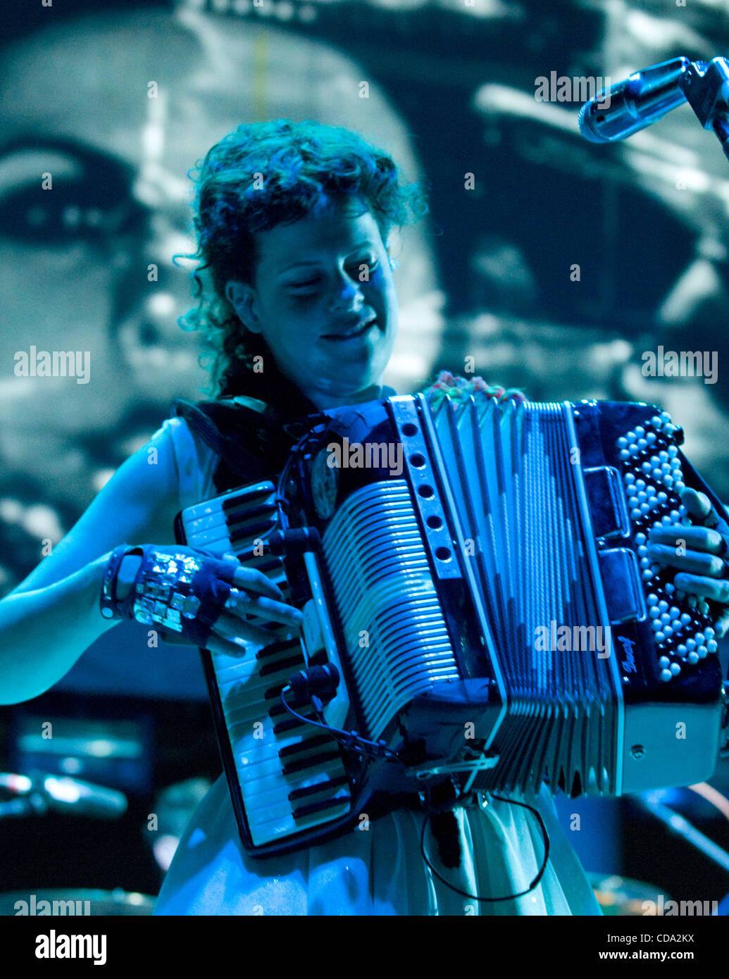 August 2, 2010, Philadelphia PA, USA-Lead singer of the Grammy ...