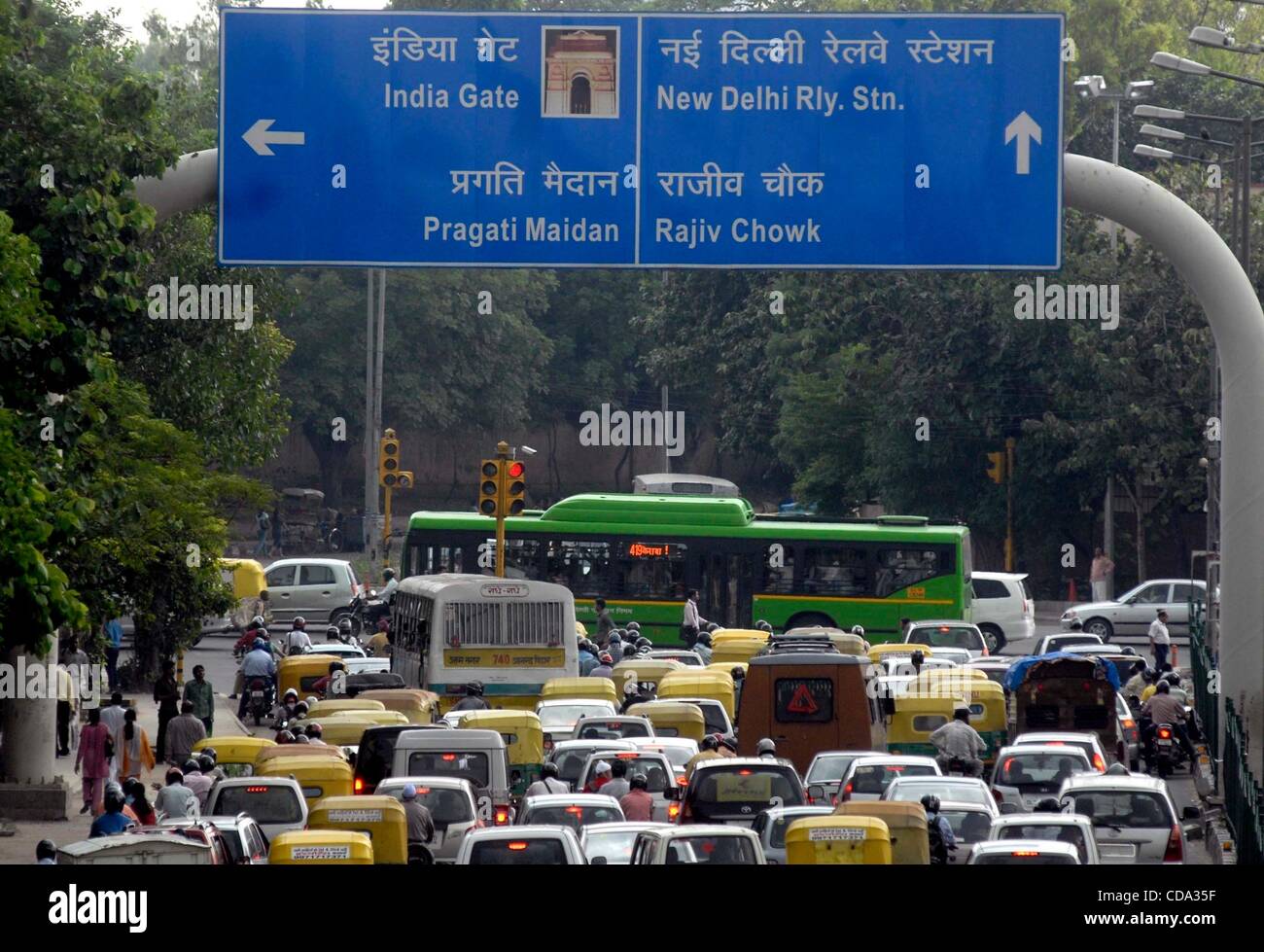 Aug 03, 2010 - Delhi, India - Commuting with buses currently includes ...