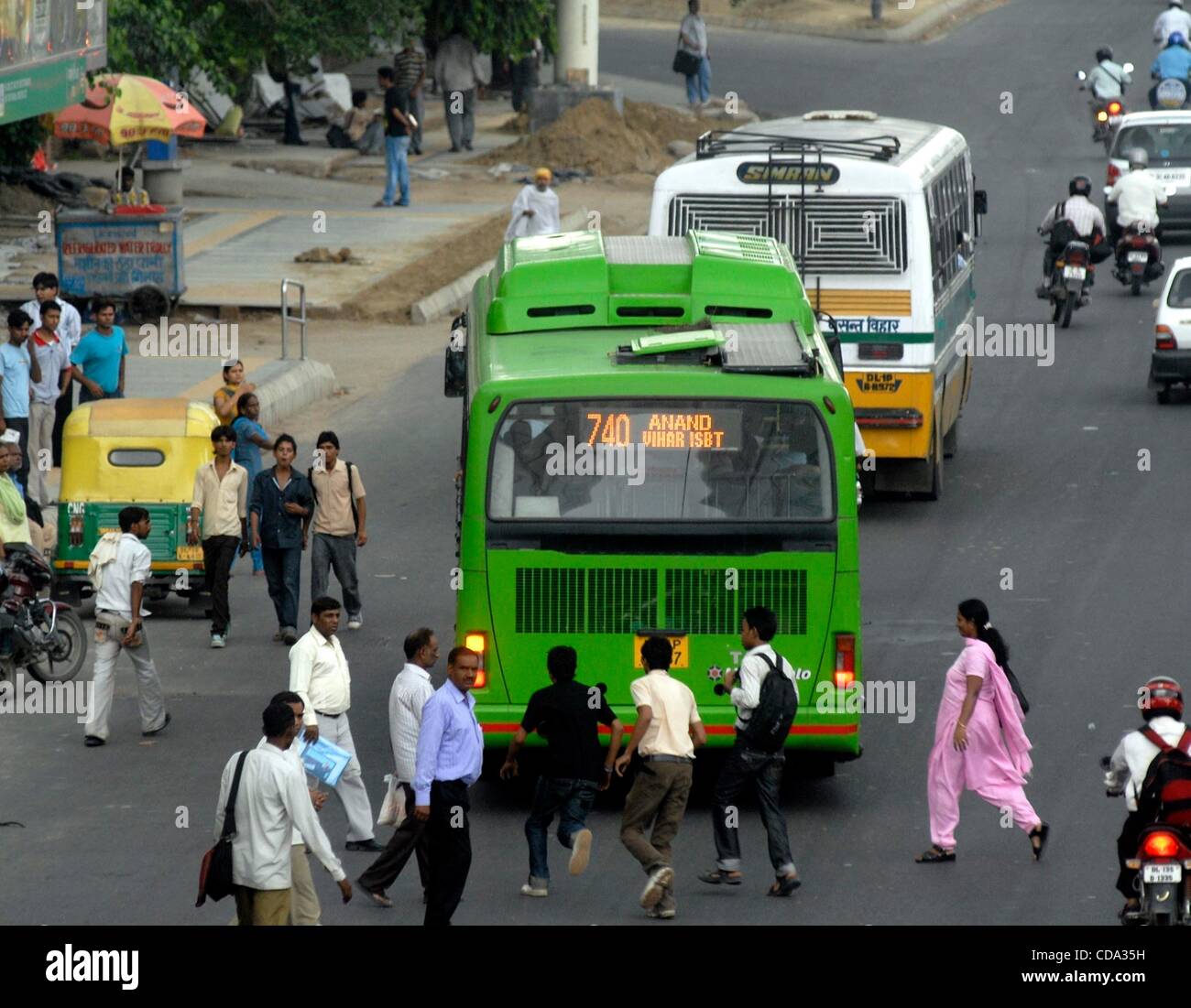 Dtc bus hi-res stock photography and images - Alamy