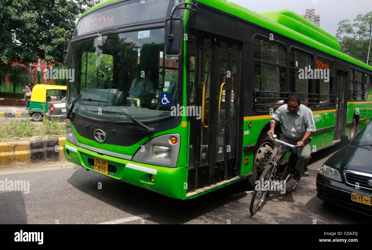Aug 03, 2010 - Delhi, India - Commuting with buses currently includes ...
