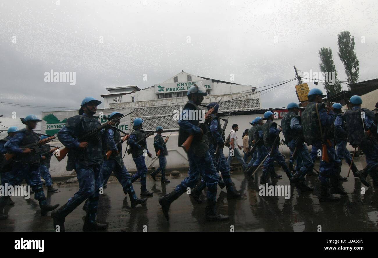 Indian rapid action force raf hi-res stock photography and images - Alamy