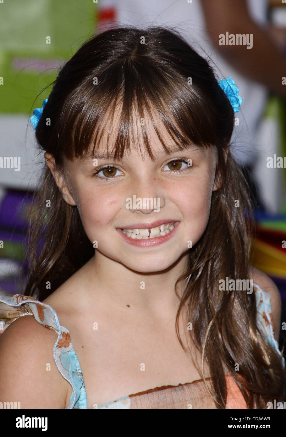 Mackenzie Ray's Instagram, Twitter & Facebook on IDCrawl