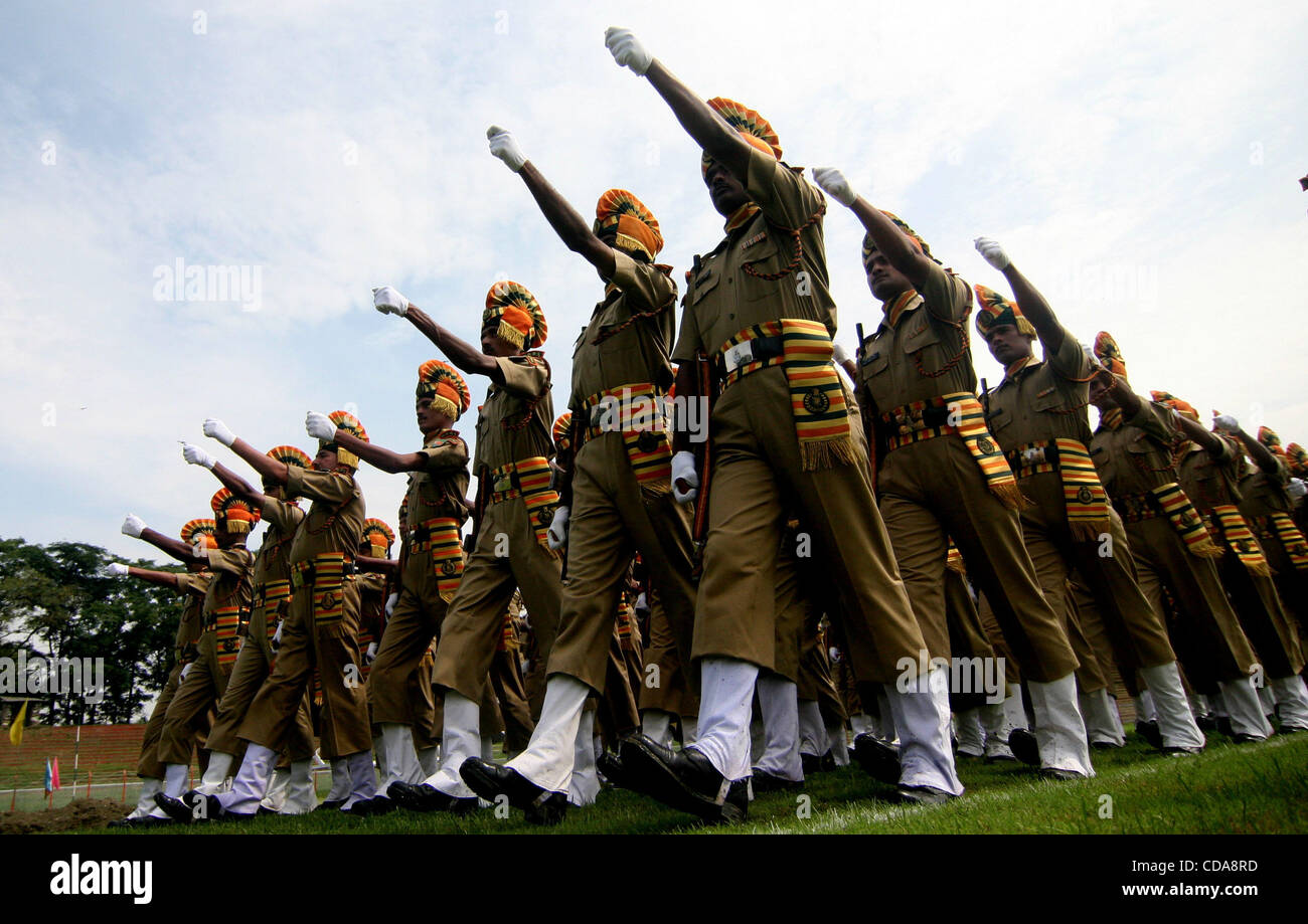 indian paramilitary solders march past during a full-dress rehearsal ...