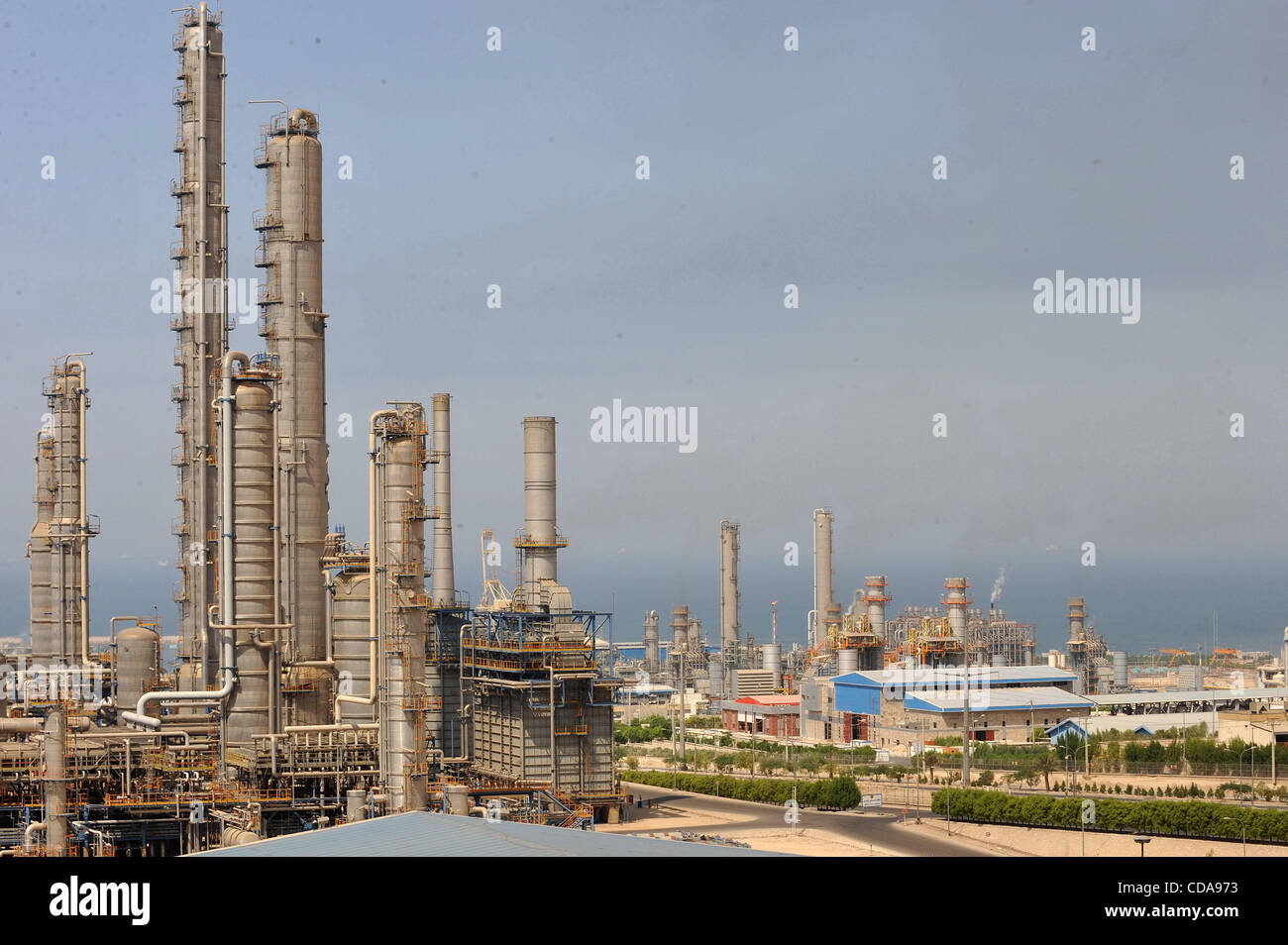 South pars north dome gas condensate field hi-res stock photography and ...
