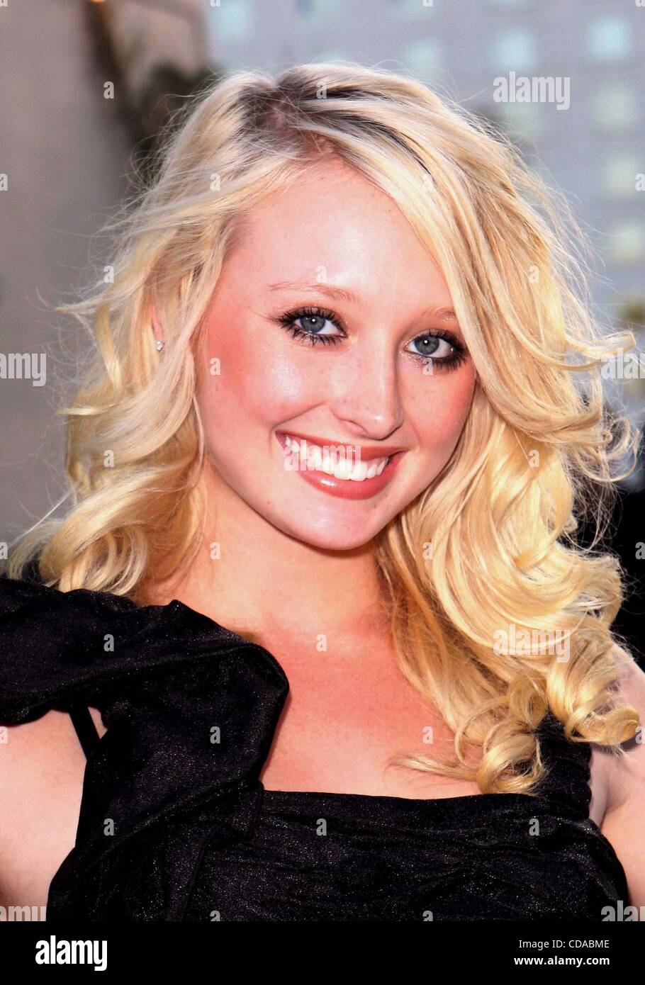 Aug. 19, 2010 - Los Angeles, California, U.S. - Kayla Radomski.''blink ...