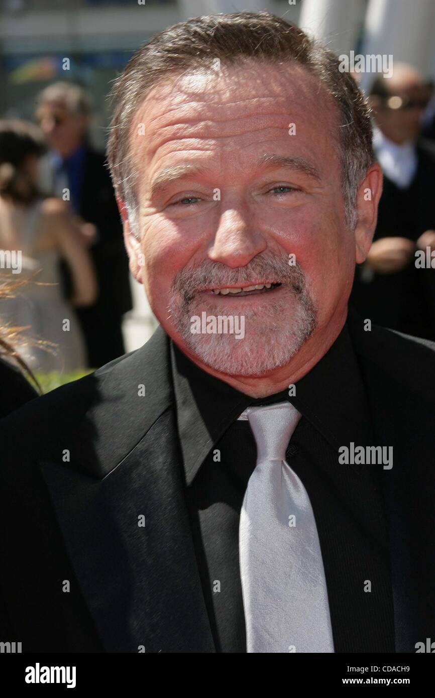 Aug 21, 2010 - Los Angeles, California, USA - Actor ROBIN WILLIAMS at ...