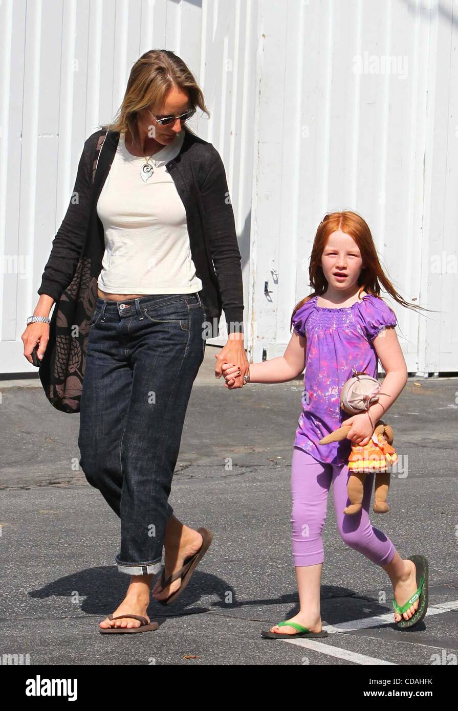 Aug. 30, 2010 - Los Angeles, California, U.S. - HELEN HUNT and daughter ...
