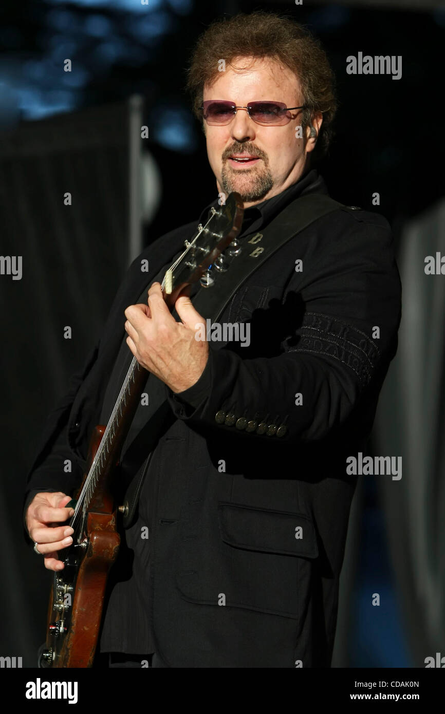 Bobby Capps High Resolution Stock Photography and Images - Alamy