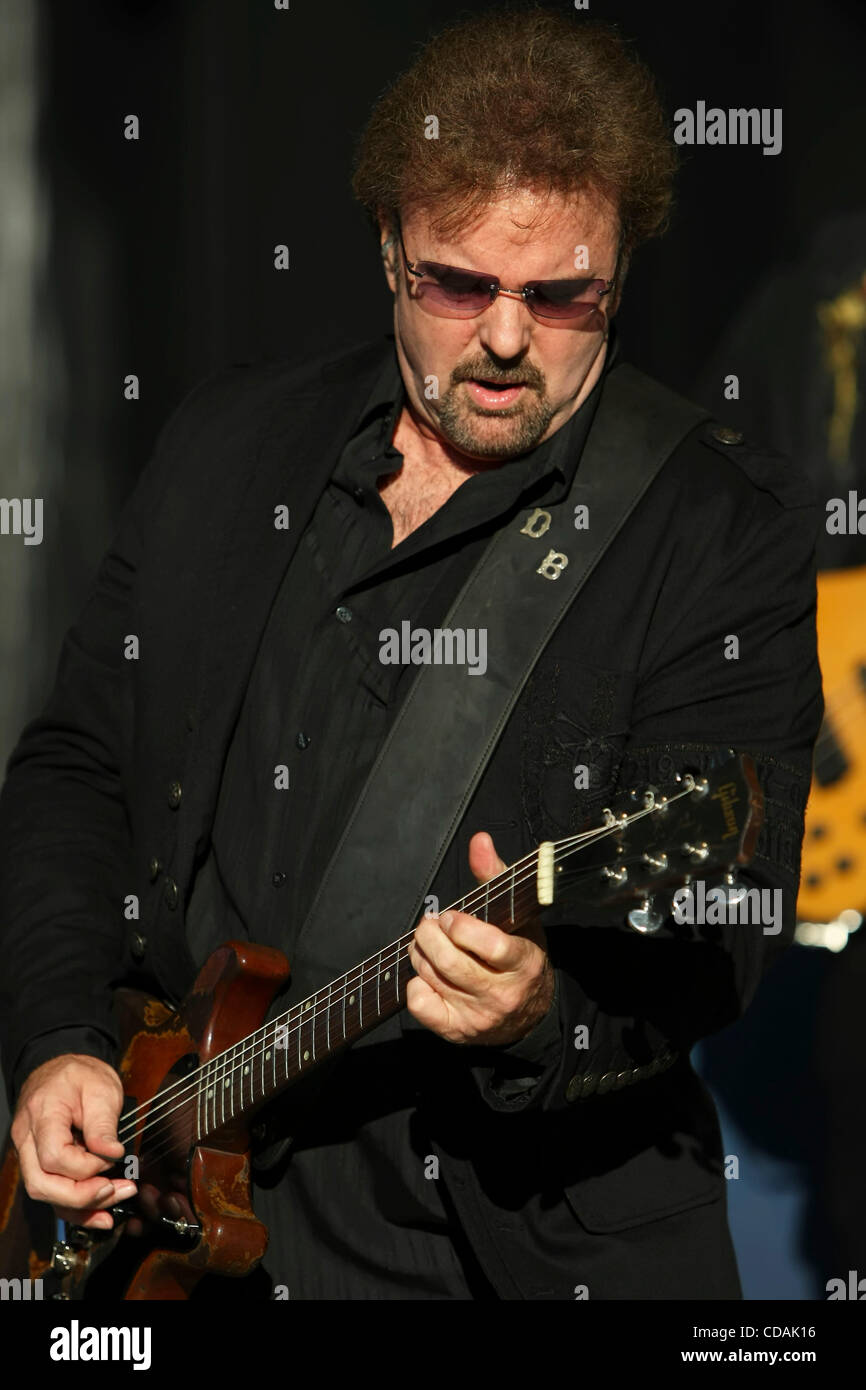 Bobby Capps High Resolution Stock Photography and Images - Alamy